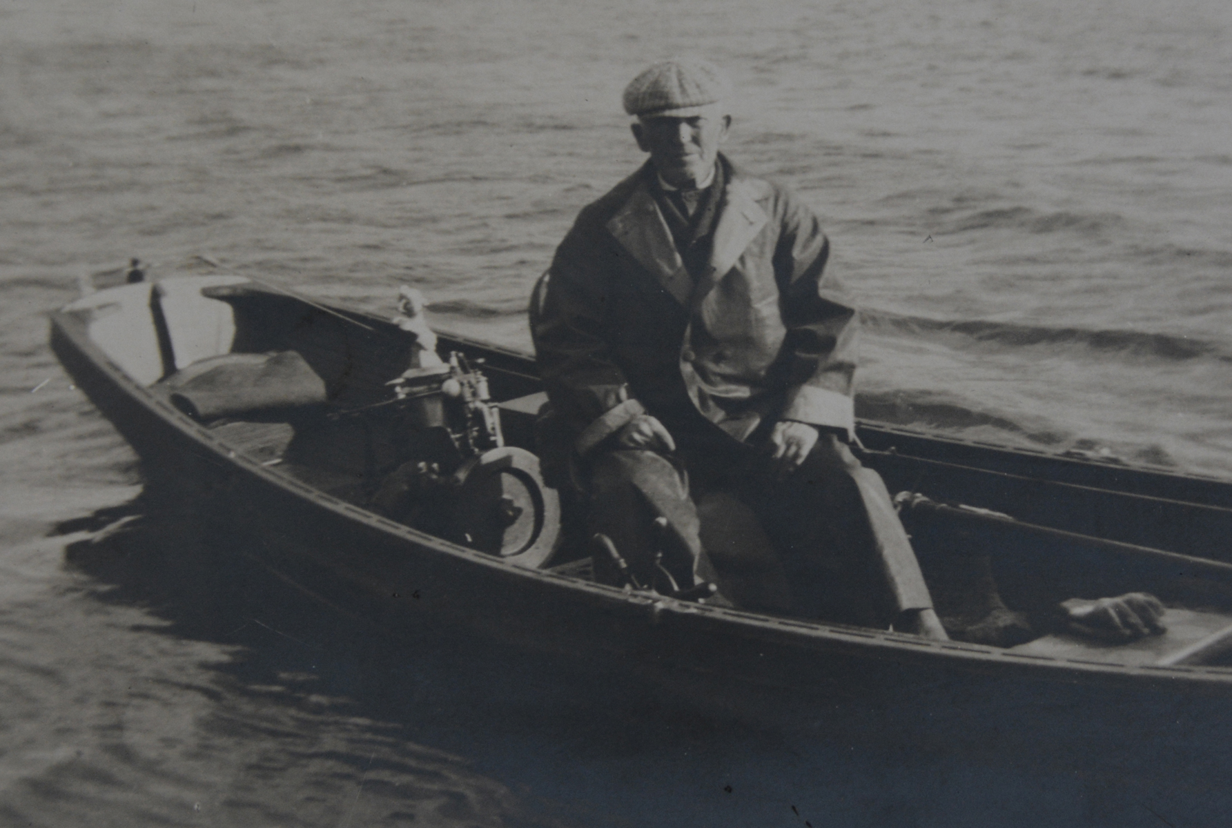 First Gas Engine on Green Lake? - Gas Engine Magazine